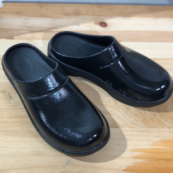 OOFOS | Shoes | Oofos Recovery Clogs | Poshmark